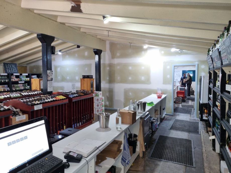 Carpenter / Builder / Construction - Infinium Construction